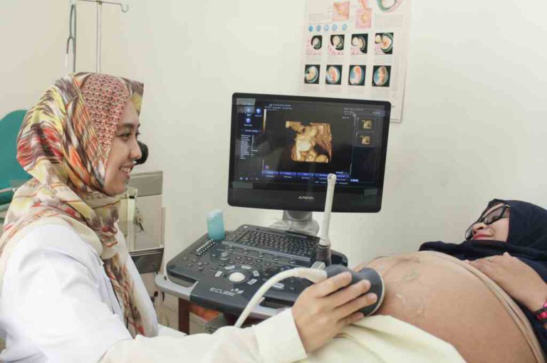 Inilah 11 Manfaat USG Kehamilan, Bumil Wajib Tahu!