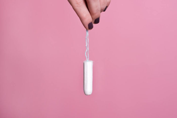 Tampon: Fungsi, Cara Pakai yang Benar, Bahaya, dll