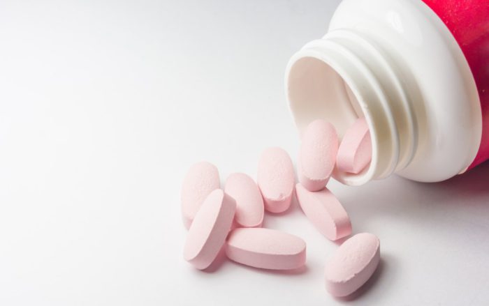 Becom-C: Manfaat, Dosis, dan Efek Samping - DokterSehat