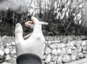 7 Ciri-Ciri Kecanduan Rokok dan Cara Berhenti