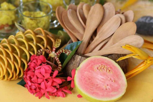 13 Manfaat Jambu Biji Merah Bagi Kesehatan