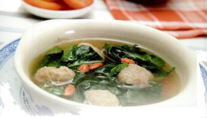 6 Variasi Resep Daun Katuk Lezat, Cocok untuk Booster ASI!
