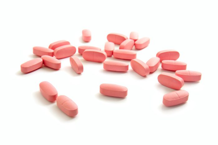 Nifedipine - Manfaat, Dosis, Efek Samping, dll