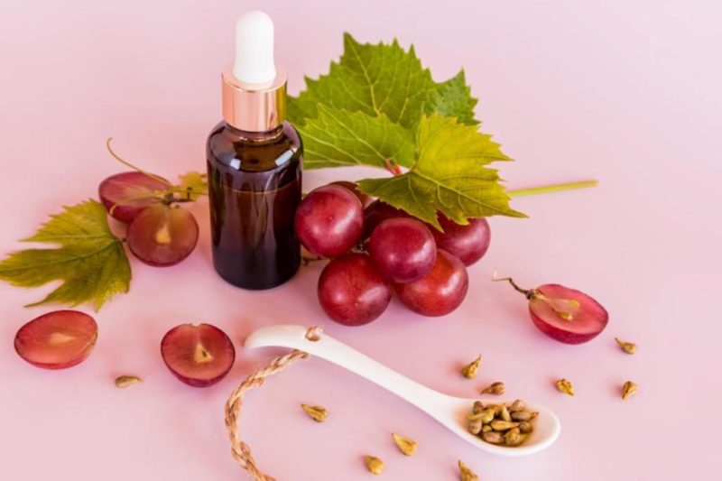 13 Manfaat Minyak Biji Anggur untuk Kesehatan dan Kecantikan