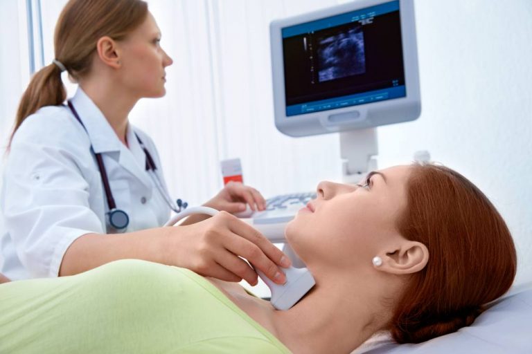 Penyakit Tiroid: Penyebab, Gejala, Diagnosis, dan Pengobatan