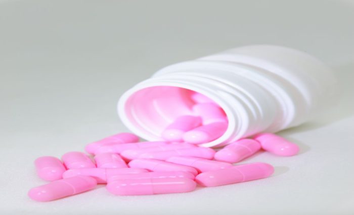 Lostacef: Manfaat, Dosis, Aturan Pakai, dan Efek Samping - DokterSehat