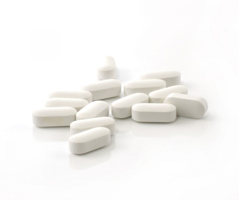 Fluconazole: Manfaat, Dosis, Efek Samping, Dll - DokterSehat