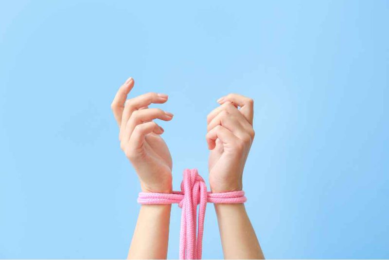 Masokis: Gejala, Penyebab, dan Cara Mengatasinya - DokterSehat