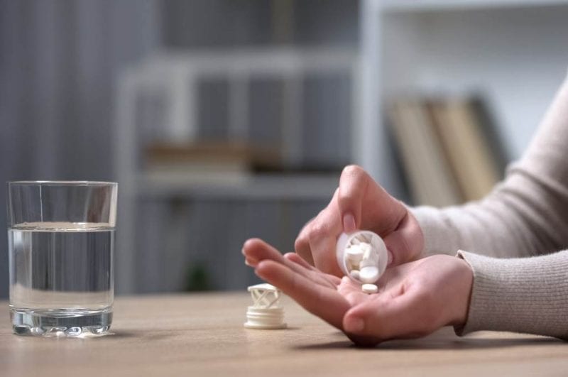 Aptor: Fungsi, Dosis, Aturan Pakai, Efek Samping, dll - DokterSehat