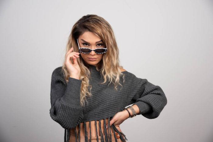 Scopophobia : Gejala, Penyebab, hingga Penanganan - DokterSehat