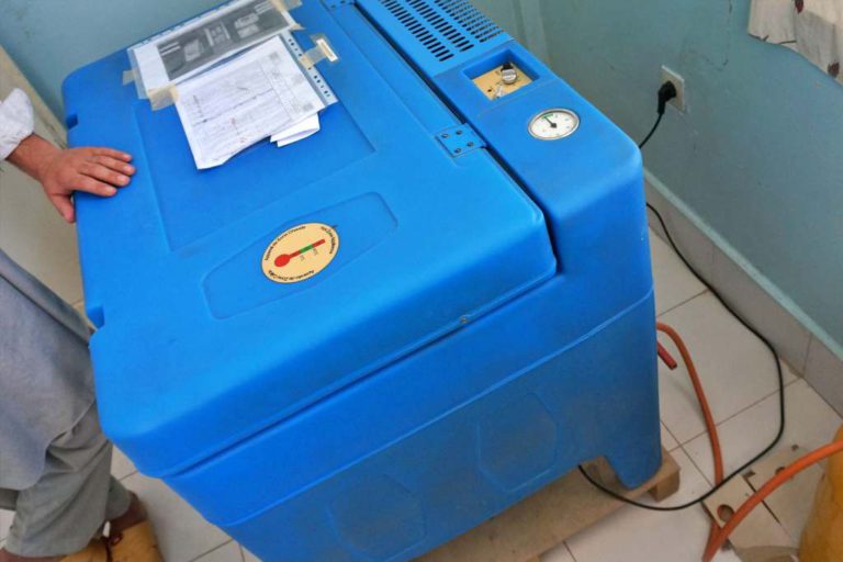 Mengenal Cold Chain untuk Distribusikan Vaksin COVID-19